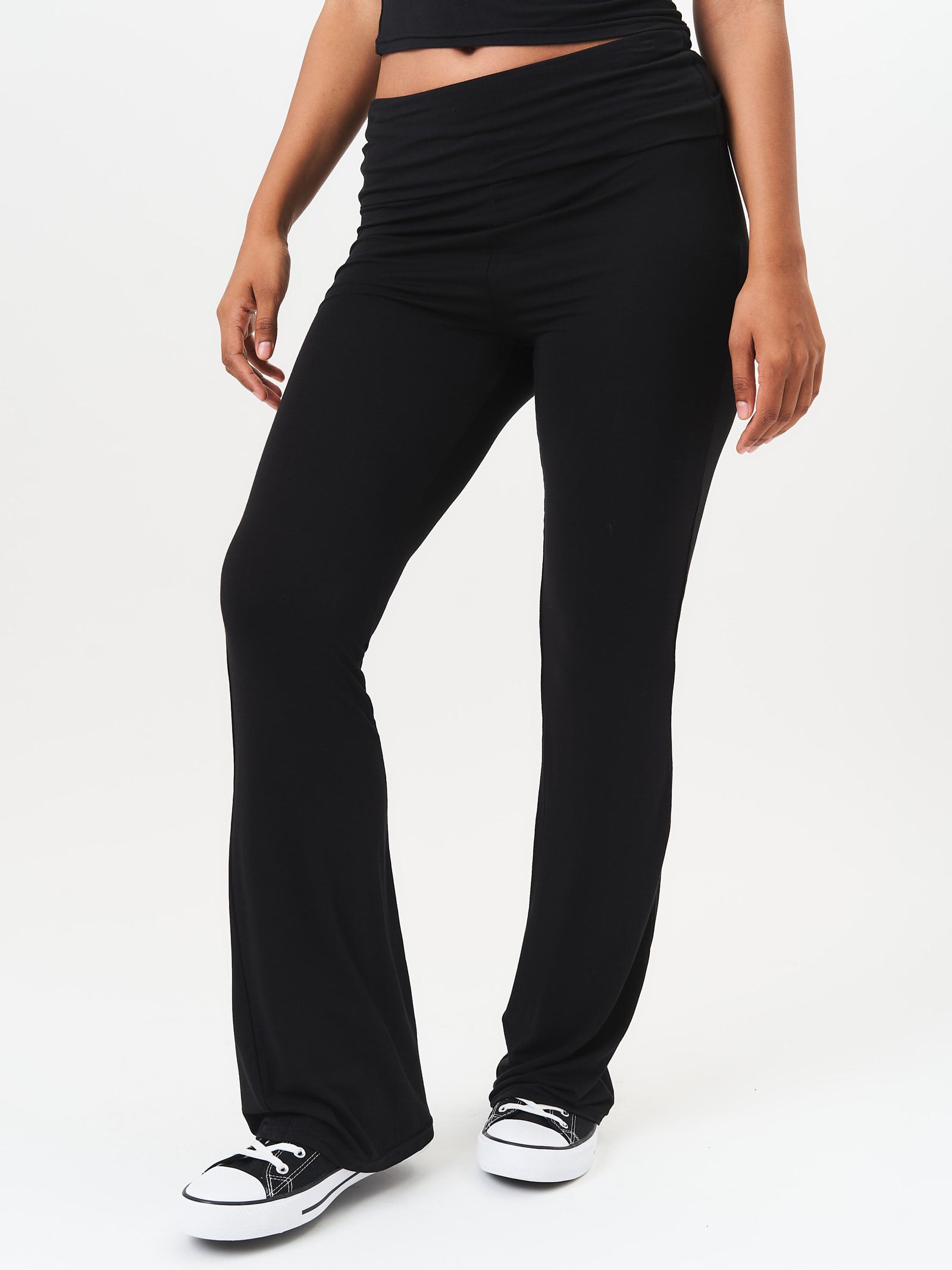 Black Stretched Relaxed Fit Trousers Gini London black-stretched-relaxed-fit-trousers-gini-london